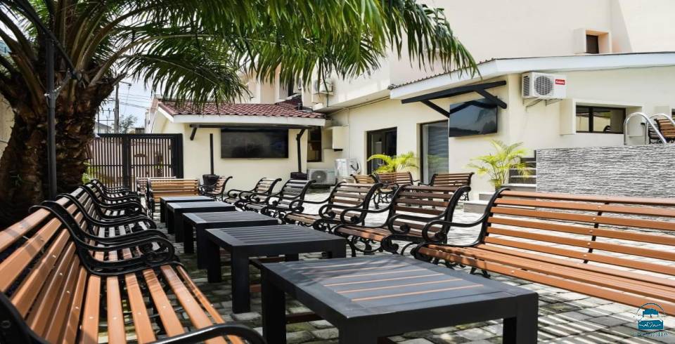 NICOTEL APARTMENTS | Crystalbeds Africa ?>